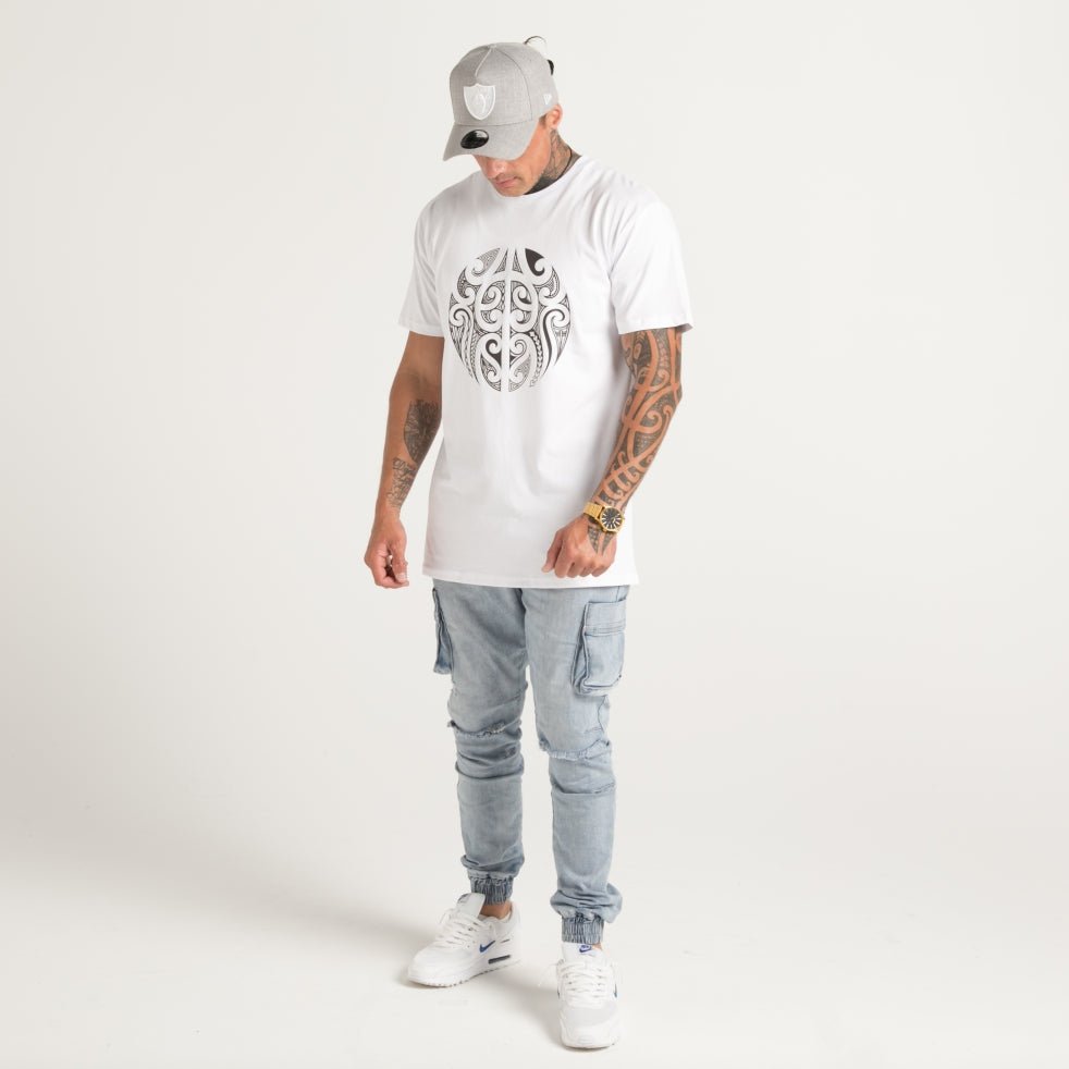 Round Ta Moko - White Round Tā Moko T-Shirt White | Māori Streetwear NZ ...